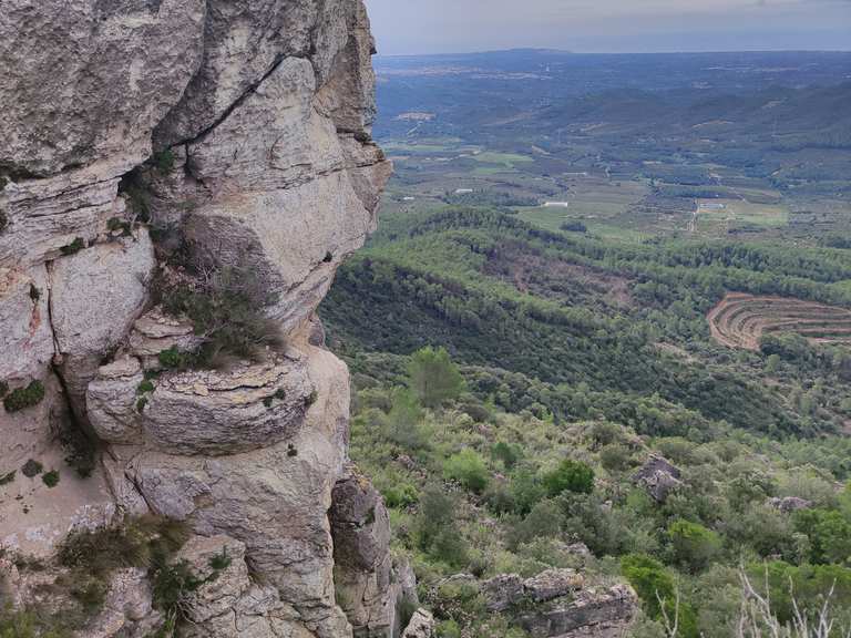 Klim naar de Rode Rots via de Portell de Marrà - cirkelroute vanuit ...