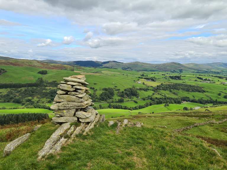Brunt Knott & Hugill Fell loop from Staveley — Lake District National ...