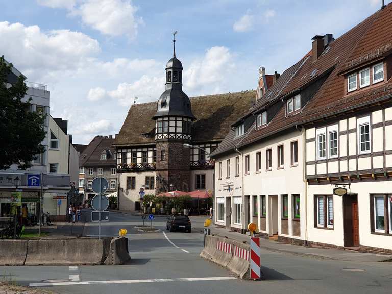 Höxter - historisches Rathaus und Kilianikirche - Itinéraires vélo et ...