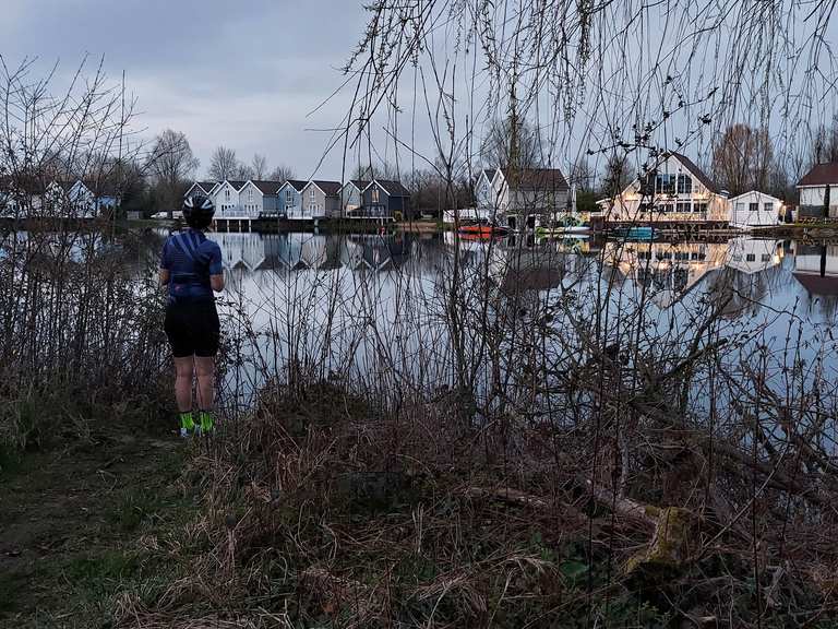 NCN Route 45 - South Cerney to Cricklade Cycle Routes and Map | Komoot