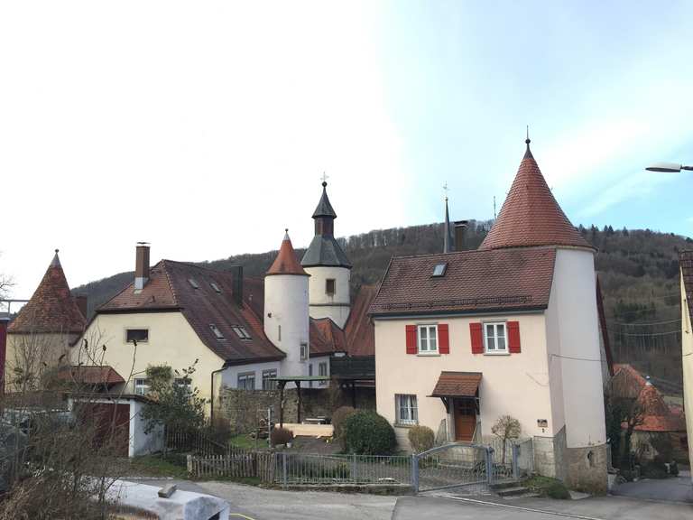 Braunsbach Schloß: Wanderungen und Rundwege | komoot