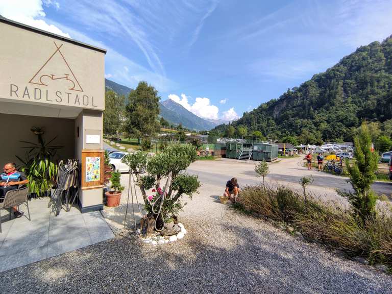 Brücke über die Passer – Quellenhof Holzbrücke Runde von Saltaus ...