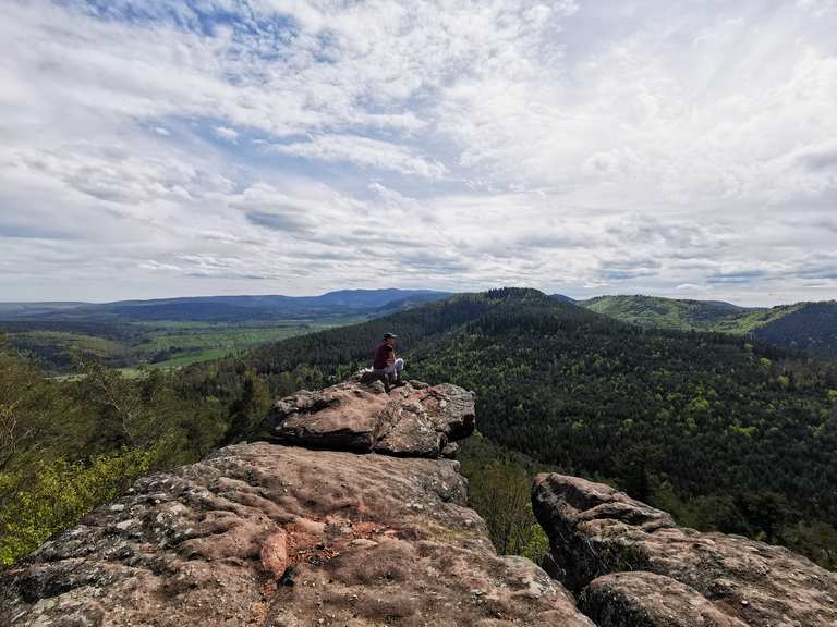 Grotte du Brotsch: Wanderungen und Rundwege | komoot