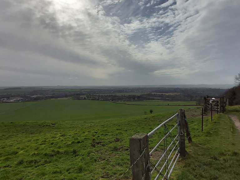 Devizes White Horse Routes for Walking and Hiking | Komoot