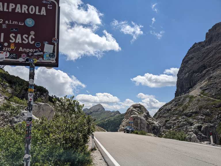 Valparola Pass Road Cycle Routes and Map | Komoot