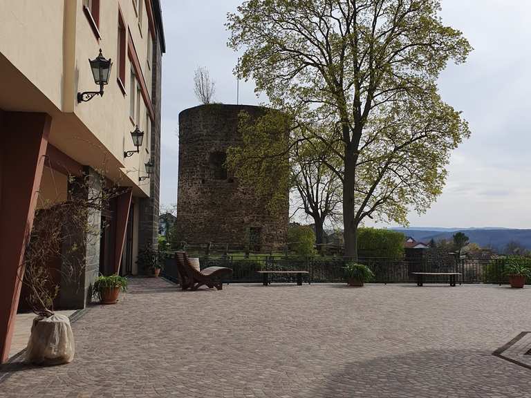 Burg Dattenberg: Wanderungen und Rundwege | komoot