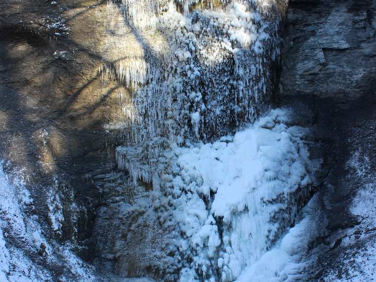 Wasserfall Zillhausen: Wanderungen und Rundwege | komoot