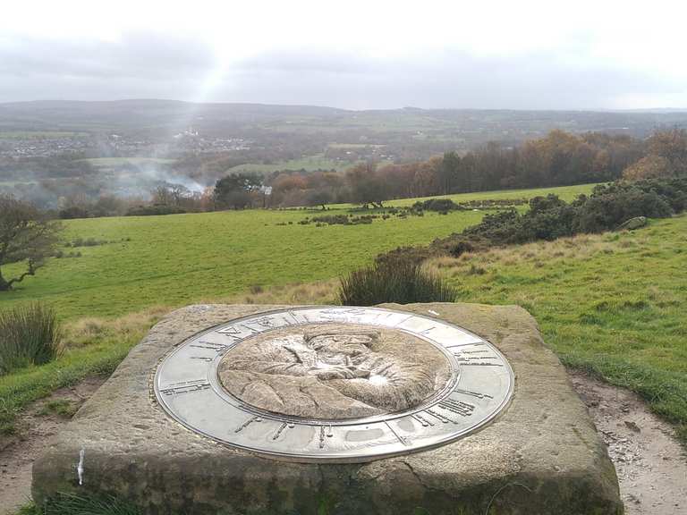 Alfred Wainwright Memorial Plinth Routes for Walking and Hiking | Komoot