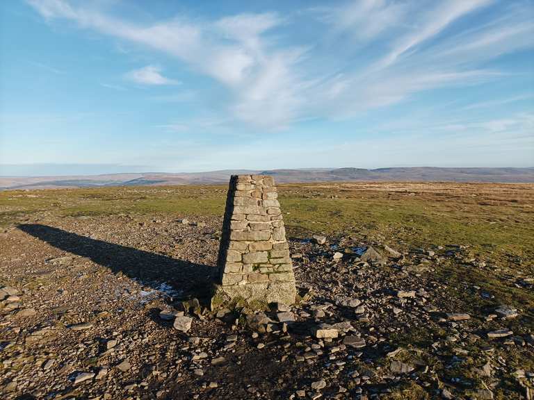 Trow Gill – Ingleborough Loop from Clapham | hike | Komoot