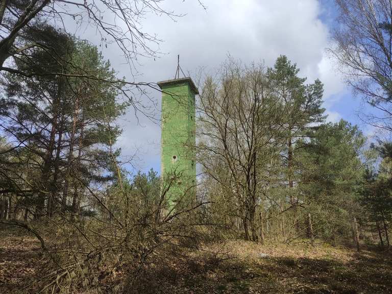 Turm Wolfslake (lost place): Wanderungen und Rundwege | komoot