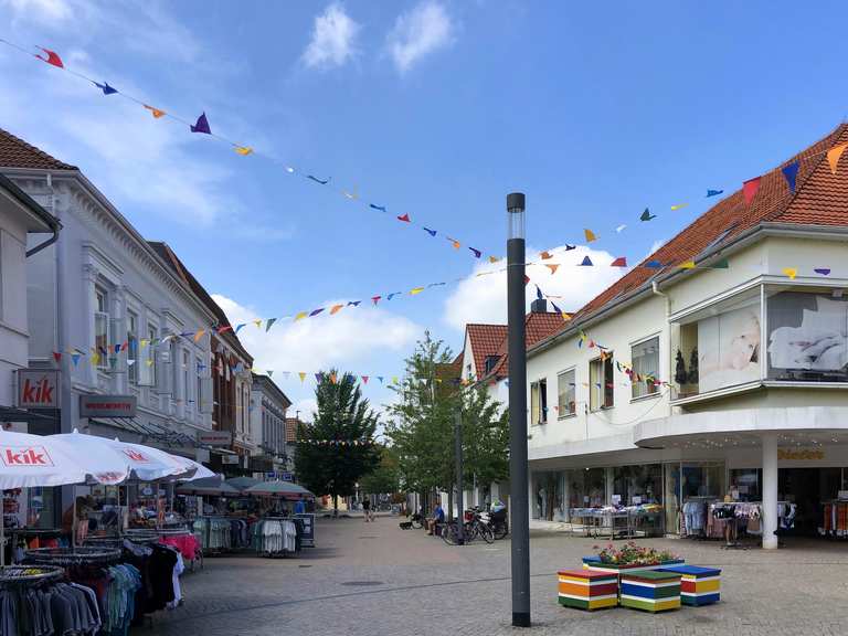 Schlossplatz Varel : Radtouren und Radwege | komoot