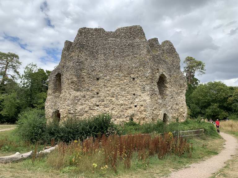 Odiham Castle Ruins Routes for Walking and Hiking | Komoot
