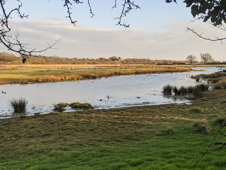 Bowling Green Marsh Bird Hide - Cycle Routes and Map | Komoot