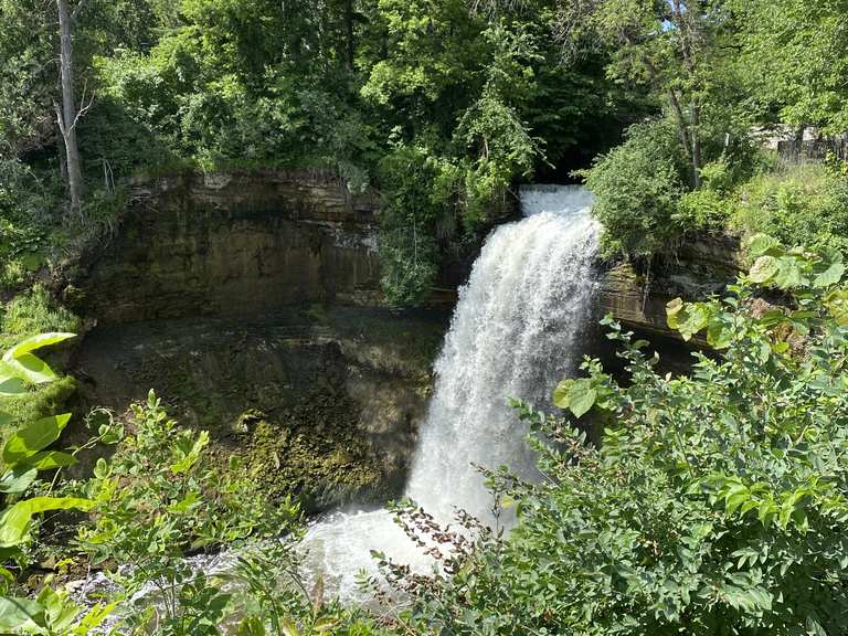 Minnehaha Falls & Ford Dam loop — Minnehaha Regional Park | hike | Komoot