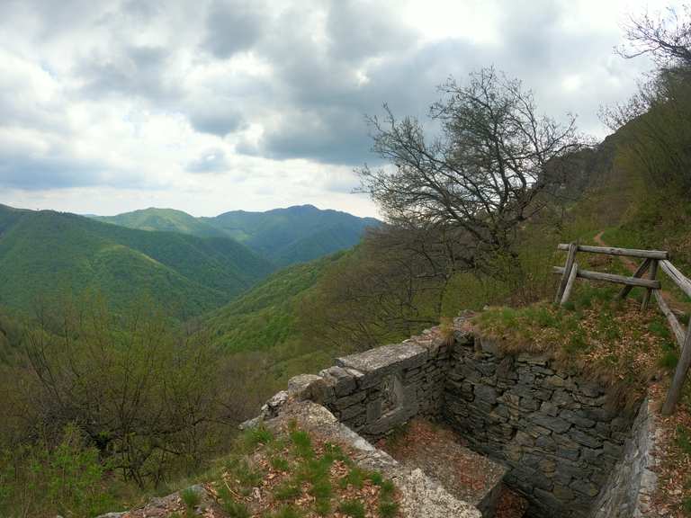 Fortezza di Gordona: Wanderungen und Rundwege | komoot