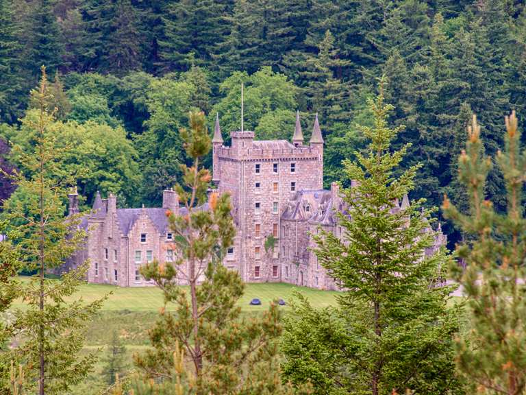 Braemar Castle & Creag Choinnich loop from Braemar — Cairngorms ...