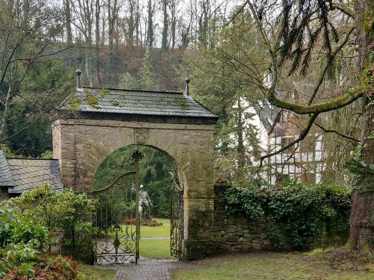 Schloss Caspersbroich: Wanderungen und Rundwege | komoot