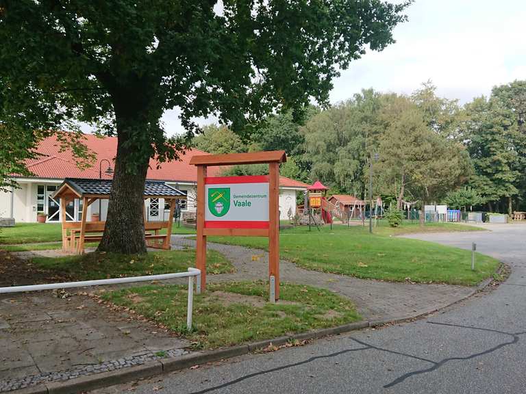 Gemeindezentrum Vaale Picknick Bank: Wanderungen und Rundwege | komoot