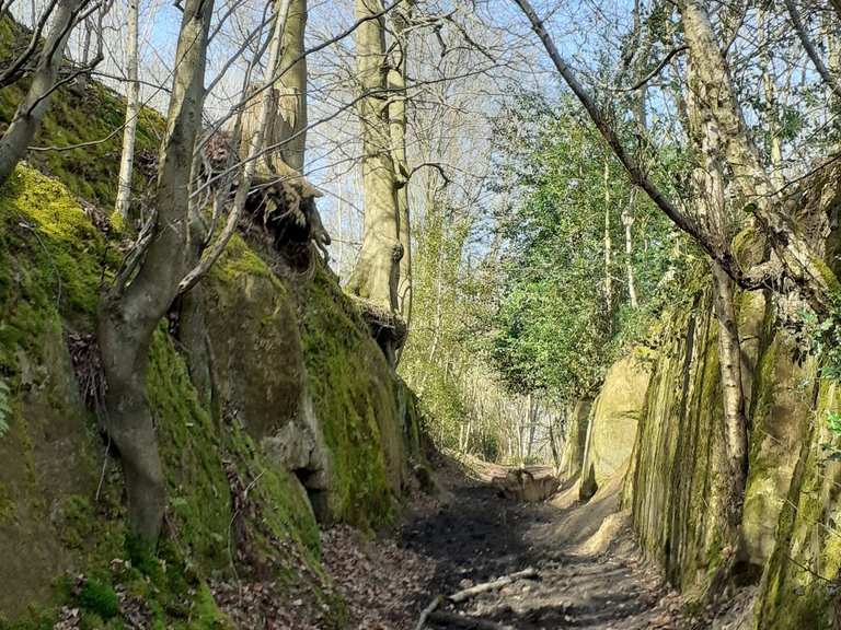 Hill Hoath ancient holloway (bridleway through rocks) - Mountain Bike ...