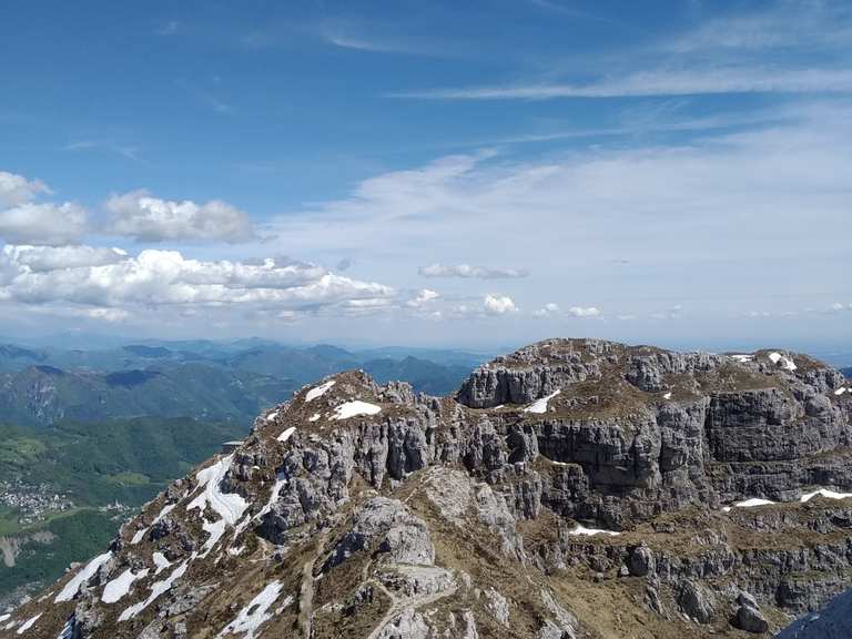 Punta Cermenati (Vetta del Monte Resegone) : percorsi escursionistici e ...