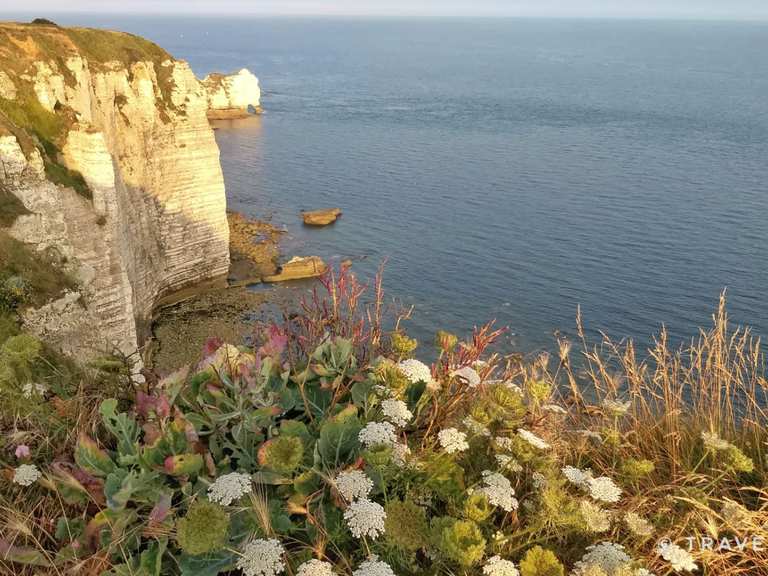 Porte d'Amont - loop a partir de Étretat | Percurso de cicloturismo ...
