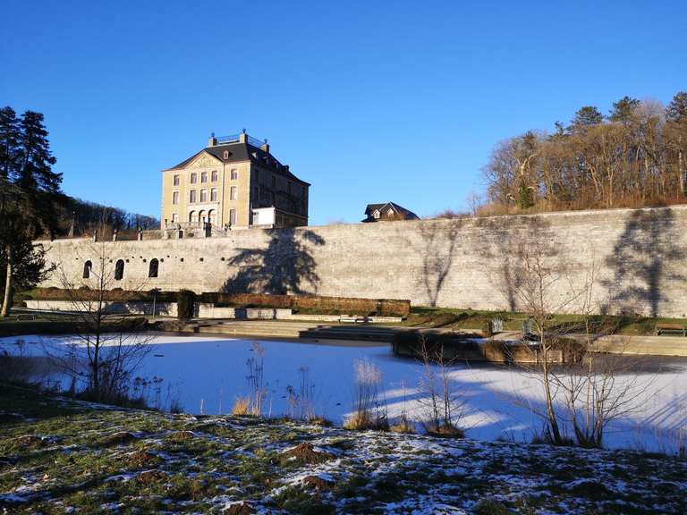 Sommet des Rochers de Sy – Les Rochers de Sy Rondje vanuit Bomal ...