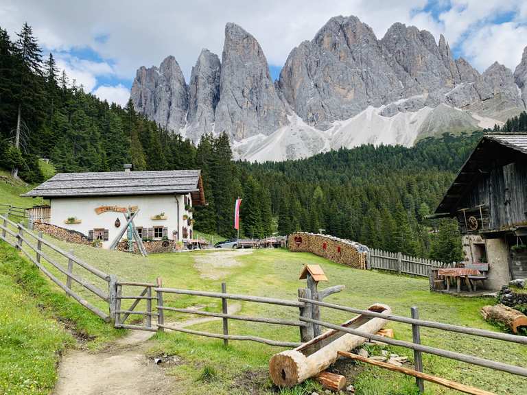 Malga Casnago und die Odle-Gruppe vom Zannes-Schutzhaus - Rundtour ...