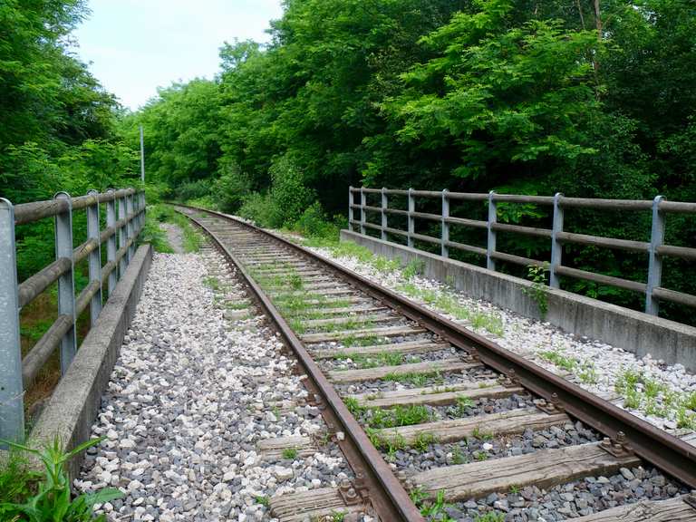 Antica ferrovia Valmorea - Cycle Routes and Map | Komoot