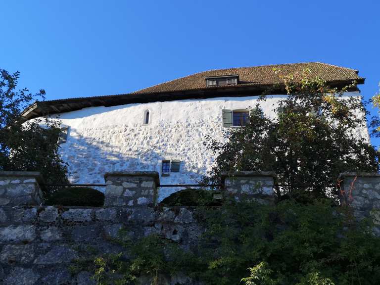 Schloss Brunegg (Privatbesitz) - Cycle Routes and Map | Komoot