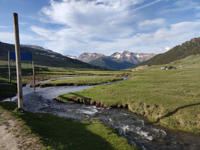 Pla de Beret - Sanctuaire de Montgarri — Valle de Arán | randonnée ...