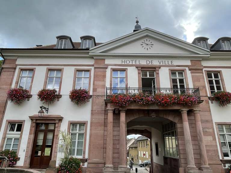 Hotel de Ville Riquewihr wandelroutes en hikes | Komoot