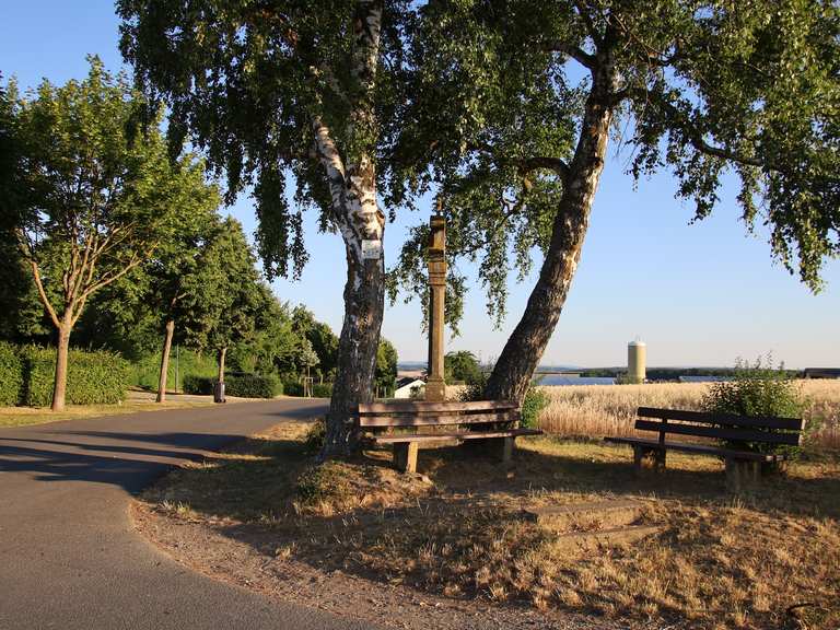 Wayside Shrine (1799) – Hiking & Cycling Routes | Komoot
