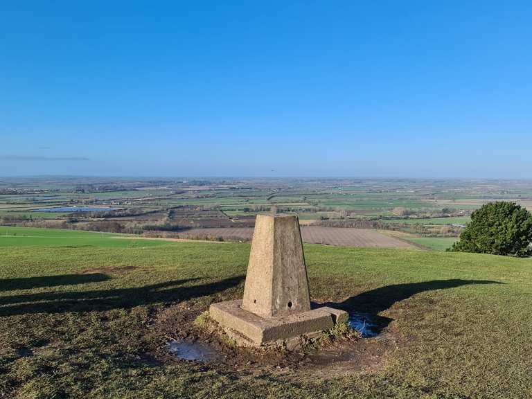 Ivinghoe Beacon Routes for Walking and Hiking | Komoot
