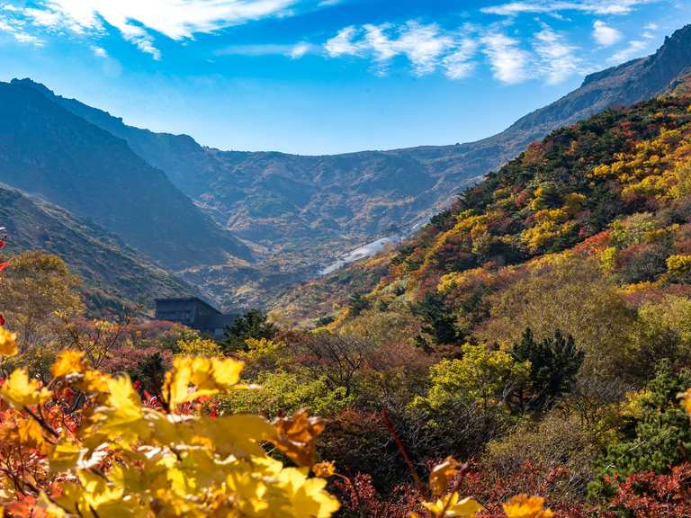 Adatara volcano trails: Wanderungen und Rundwege | komoot