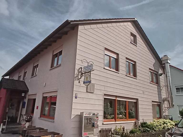 Gasthaus Zucker in Oberbürg – Hiking & Cycling Routes | Komoot