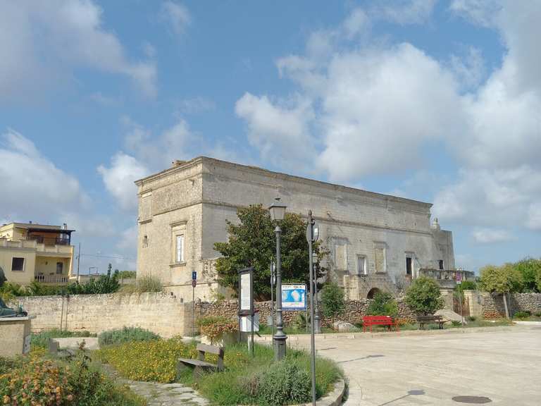 Castello dei Capece, Lucugnano : Radtouren und Radwege | komoot