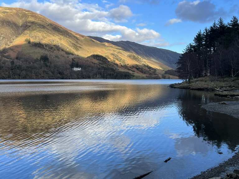 Sendero de la orilla sur de Buttermere: Rutas de senderismo y caminatas ...