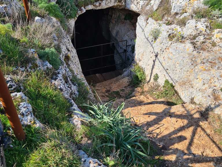 Grotta del Colombo: Wanderungen und Rundwege | komoot