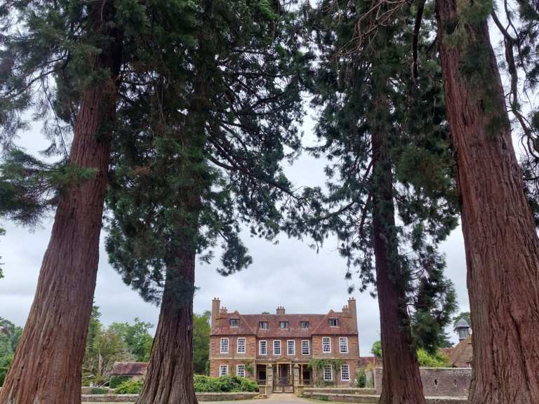 Manoir et douves de Groombridge Place – Randonnées & Comment s'y rendre ...