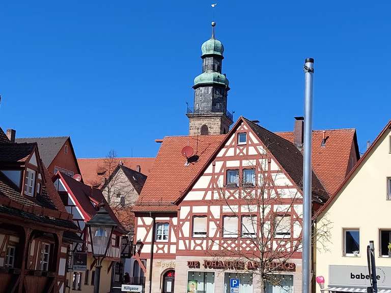 Wunderschöne Radweg – Altstadt und Burg von Lauf loop from Lauf (links ...