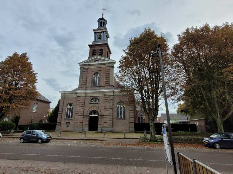 St. Lambertuskerk Udenhout: Wanderungen und Rundwege | komoot