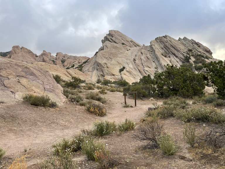 Vasquez Rocks County Park – Star Trek Film Location Routes for Walking ...