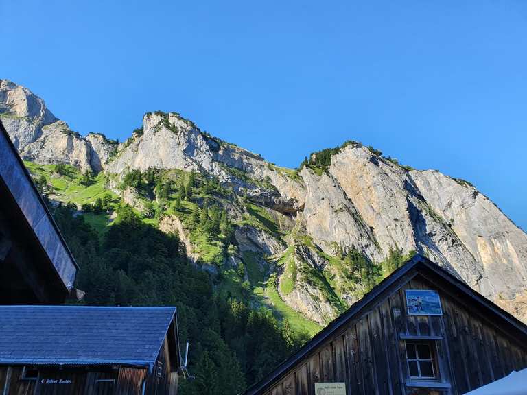 Bergrestaurant Alp Rohr: Wanderungen und Rundwege | komoot