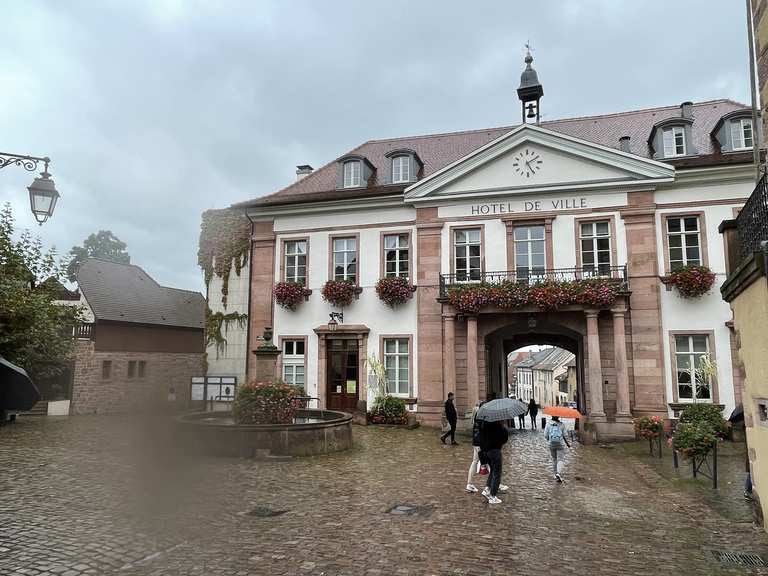 Hotel de Ville Riquewihr wandelroutes en hikes | Komoot