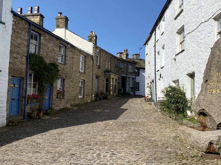 Dentdale loop from Dent — Yorkshire Dales National Park | hike | Komoot