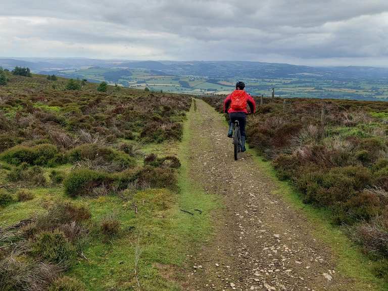 Stiperstones & Bishops Castle loop from Church Stretton — Shropshire ...