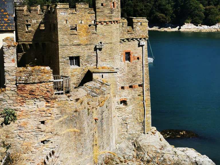 Boucle de Compass Cove & Gallants Bower depuis le château de Dartmouth ...