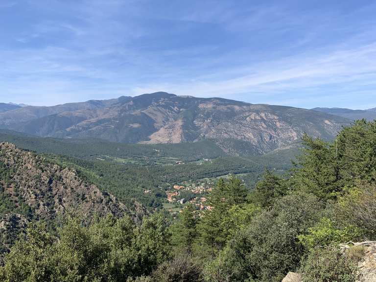 Abbaye de Saint-Martin du Canigou et Tour de Goa – Boucle trail depuis ...