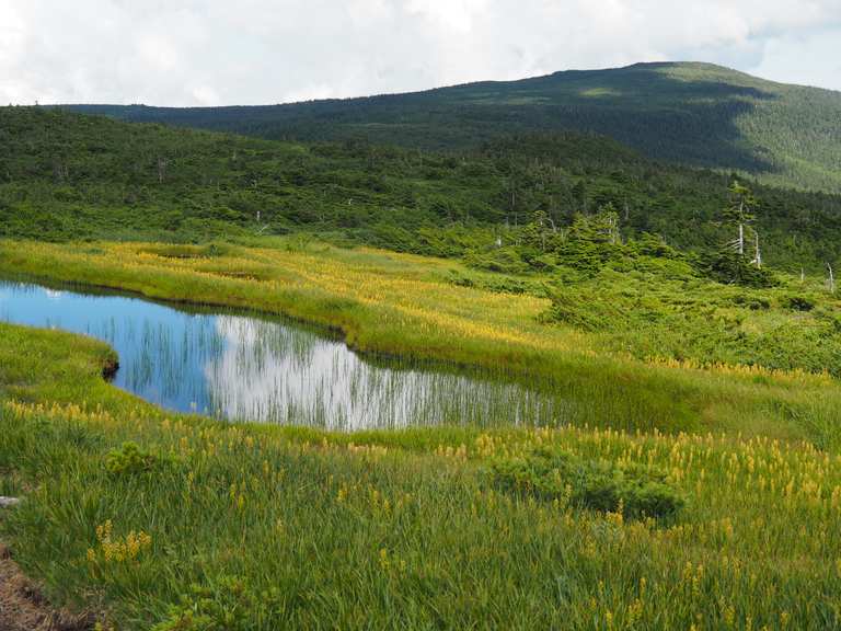 Azuma Range Traverse - hiking Bandai-Asahi National Park's Volcano ...