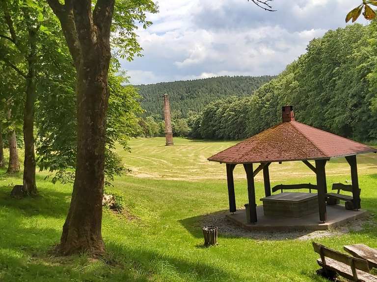 Historisches Wildecker Tal – Ruine Blumenstein Rondje vanuit Raßdorf ...